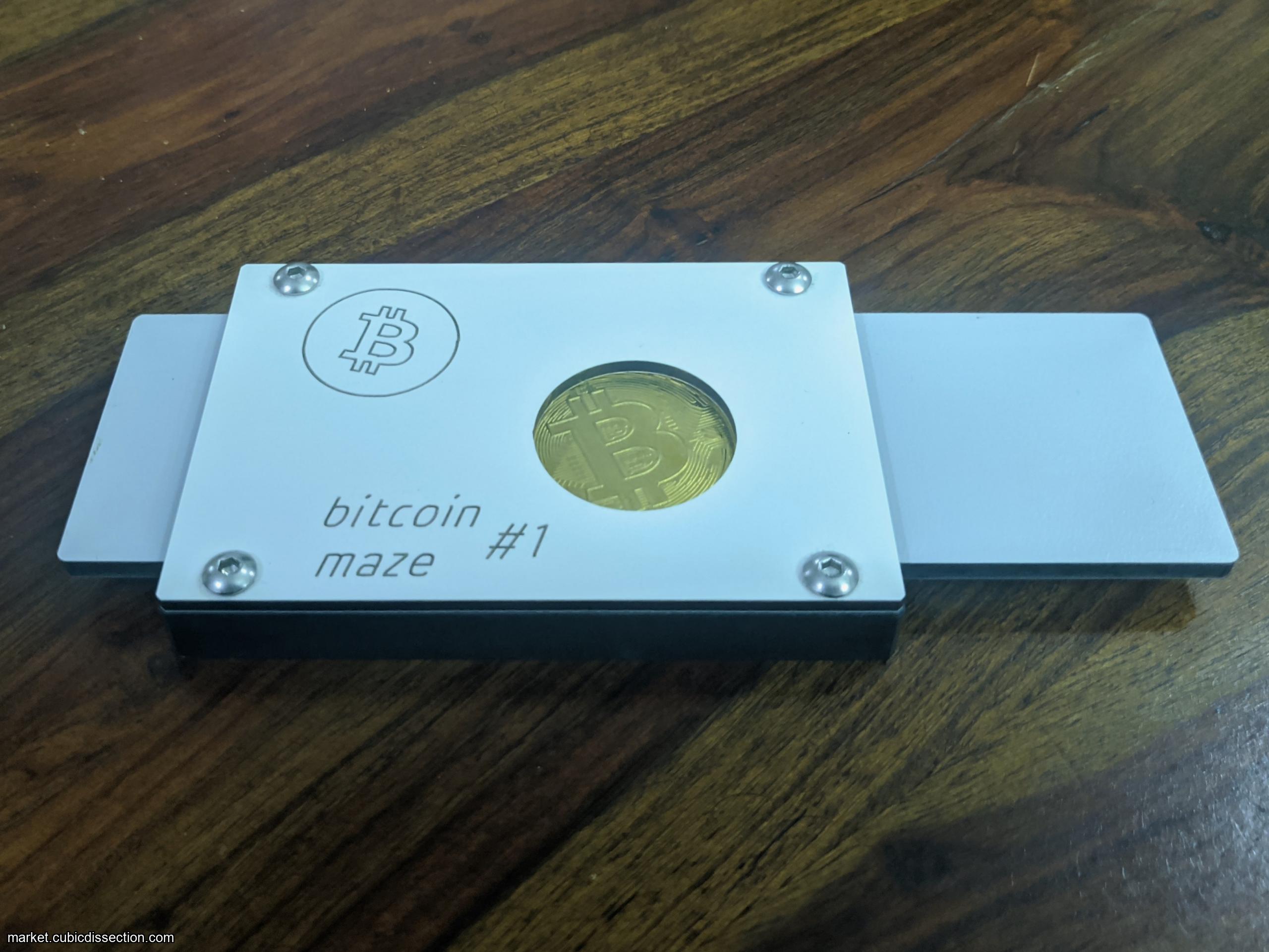 Bitcoin Maze 1 by Robrecht Louage